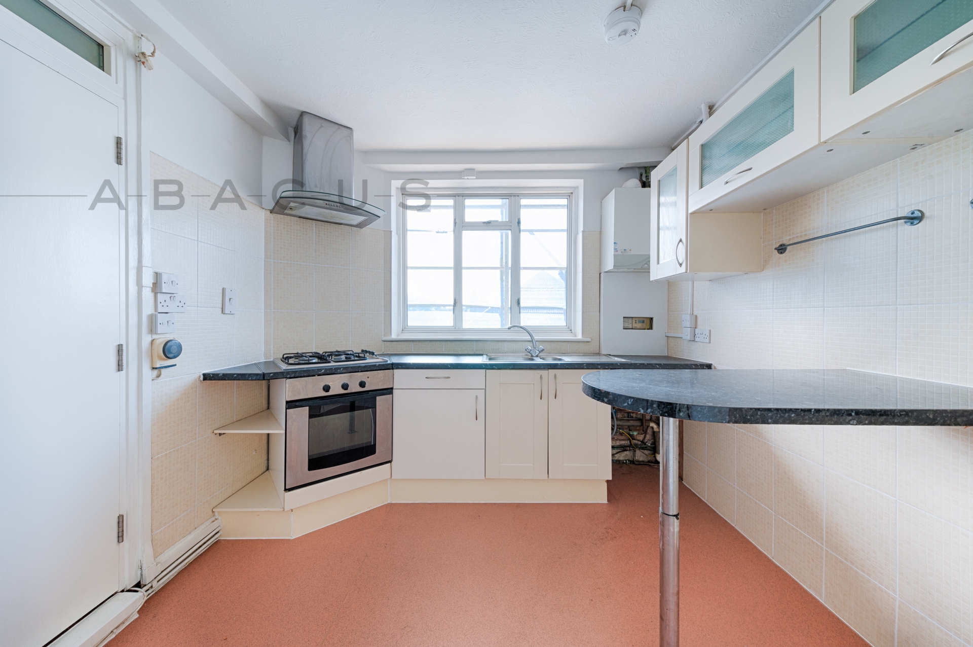 Property For Sale Crest Road, Neasden, NW2 | 2 Bedroom Flat through ...