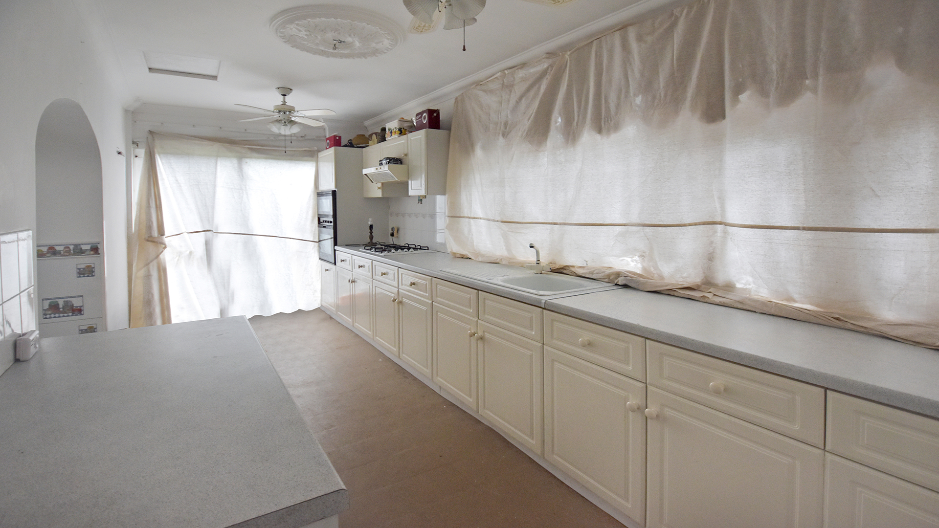 Property For Sale Oak Tree Gardens, Bromley, BR1 | 3 Bedroom Semi ...