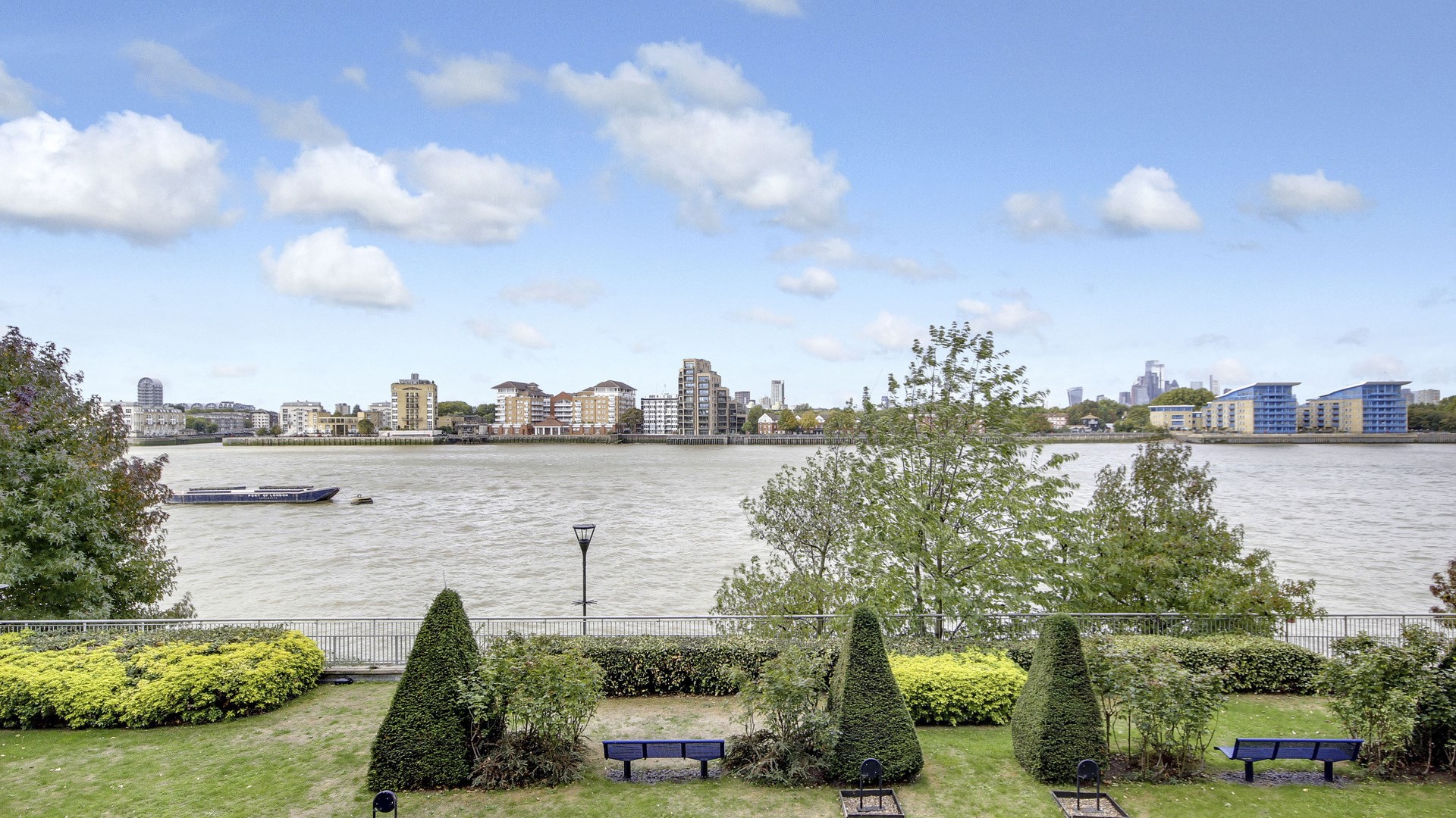 Property For Sale Ocean Wharf, Westferry Road, Isle of Dogs, E14 | 2 ...