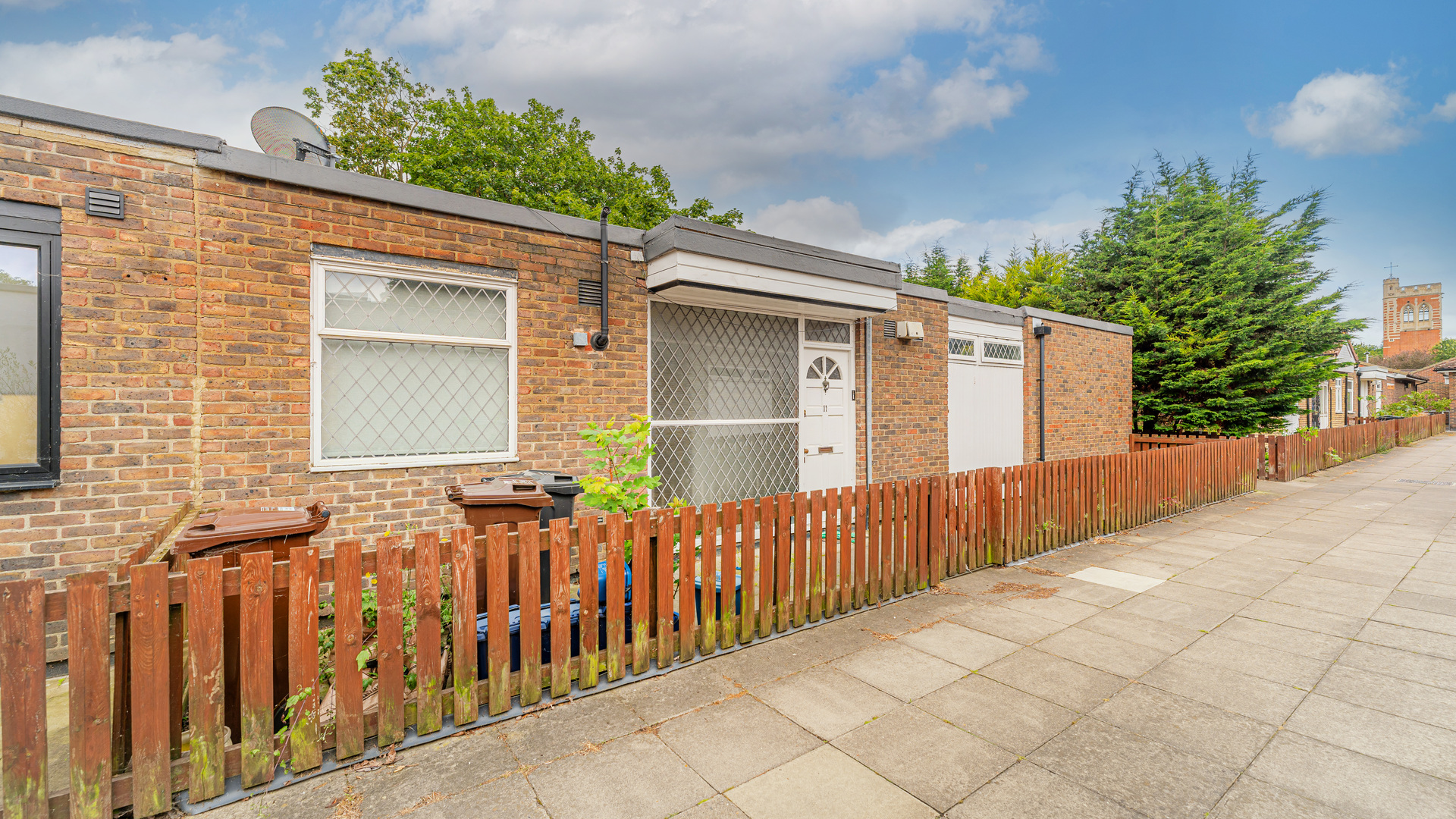 Property For Sale Brinkworth Way, Hackney, E9 | 3 Bedroom Bungalow ...