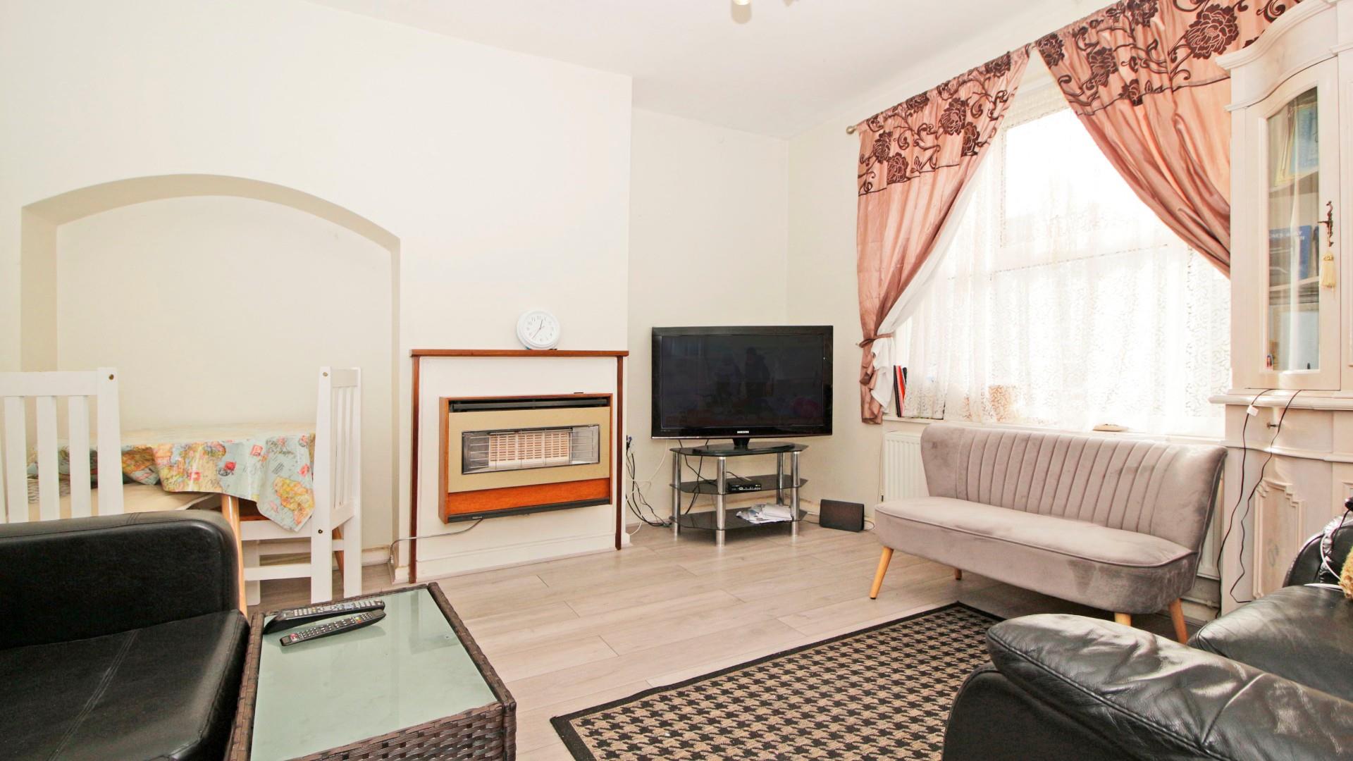 Property For Sale Capstone Road Bromley Br1 2 Bedroom House