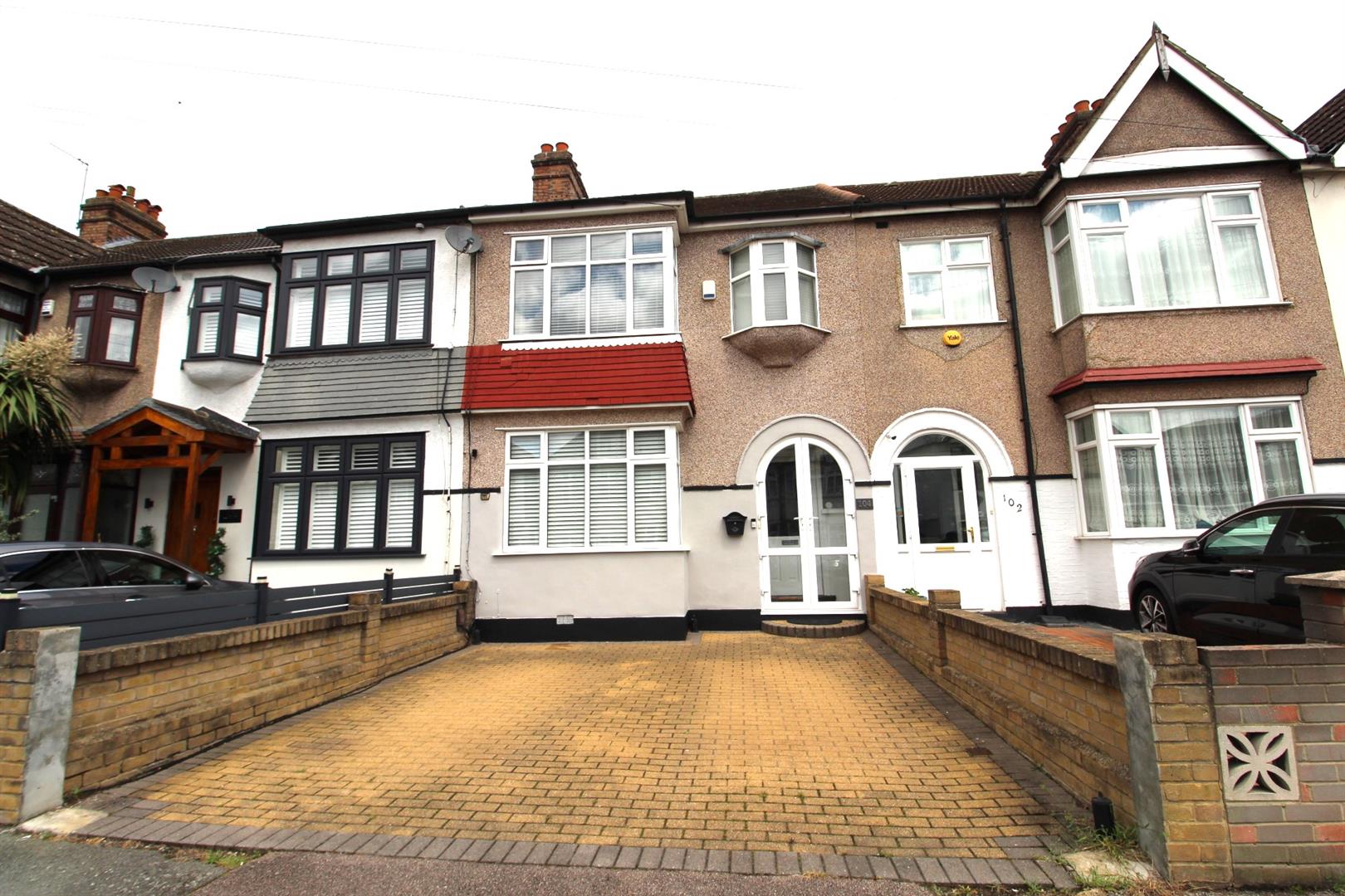 Property For Sale Hampton Road, Chingford, E4 | 3 Bedroom Terraced ...