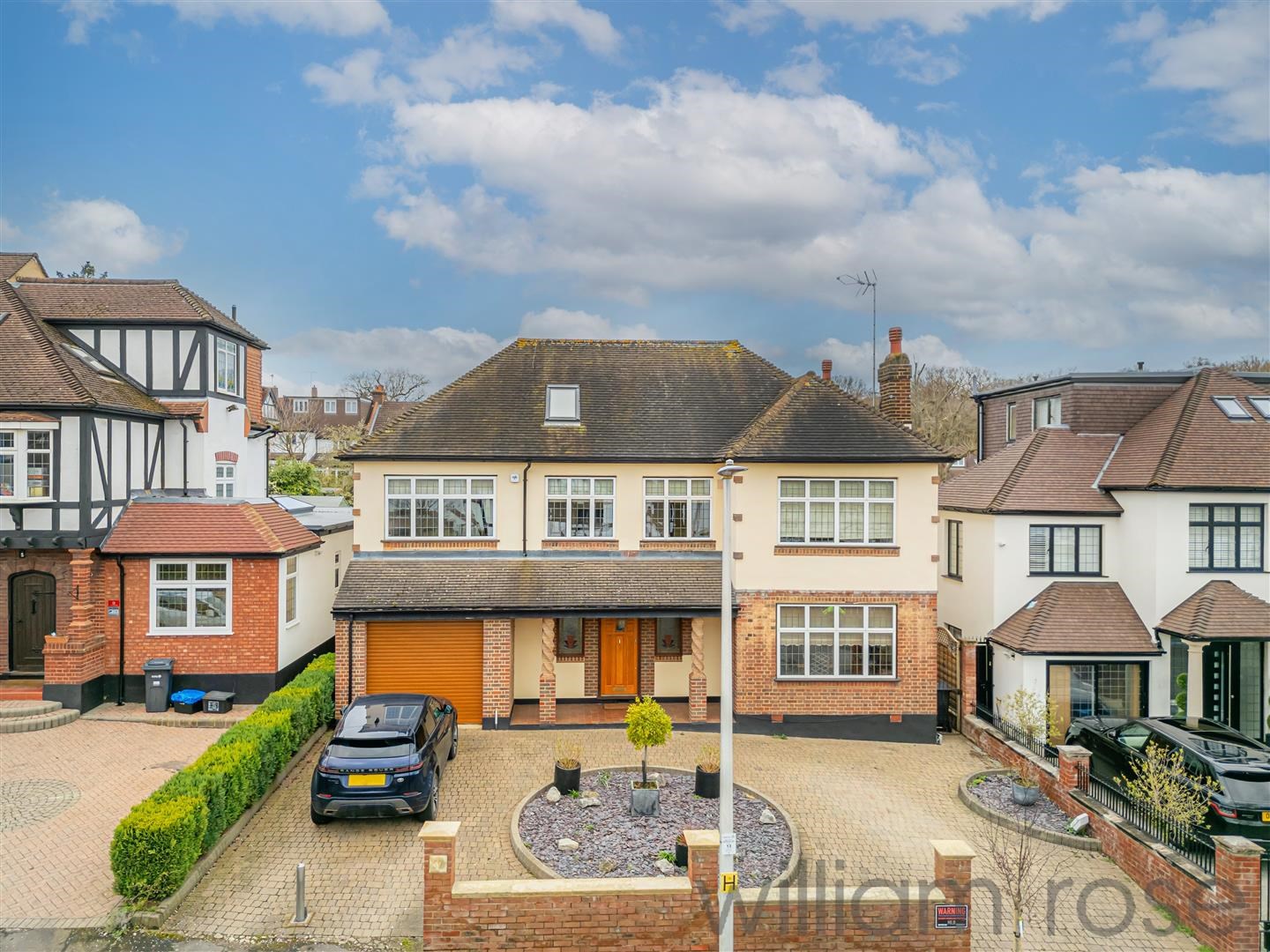 Property For Sale Princes Avenue, Woodford Green, IG8 | 6 Bedroom ...