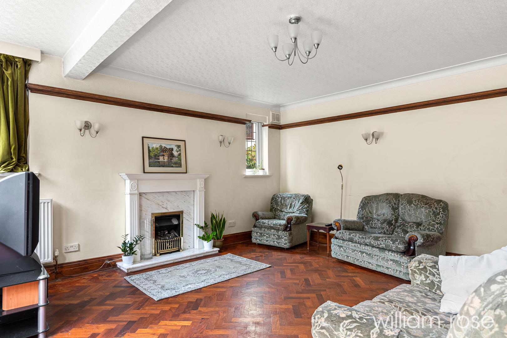 Property For Sale Field Close, Buckhurst Hill, IG9 | 5 Bedroom Detached ...