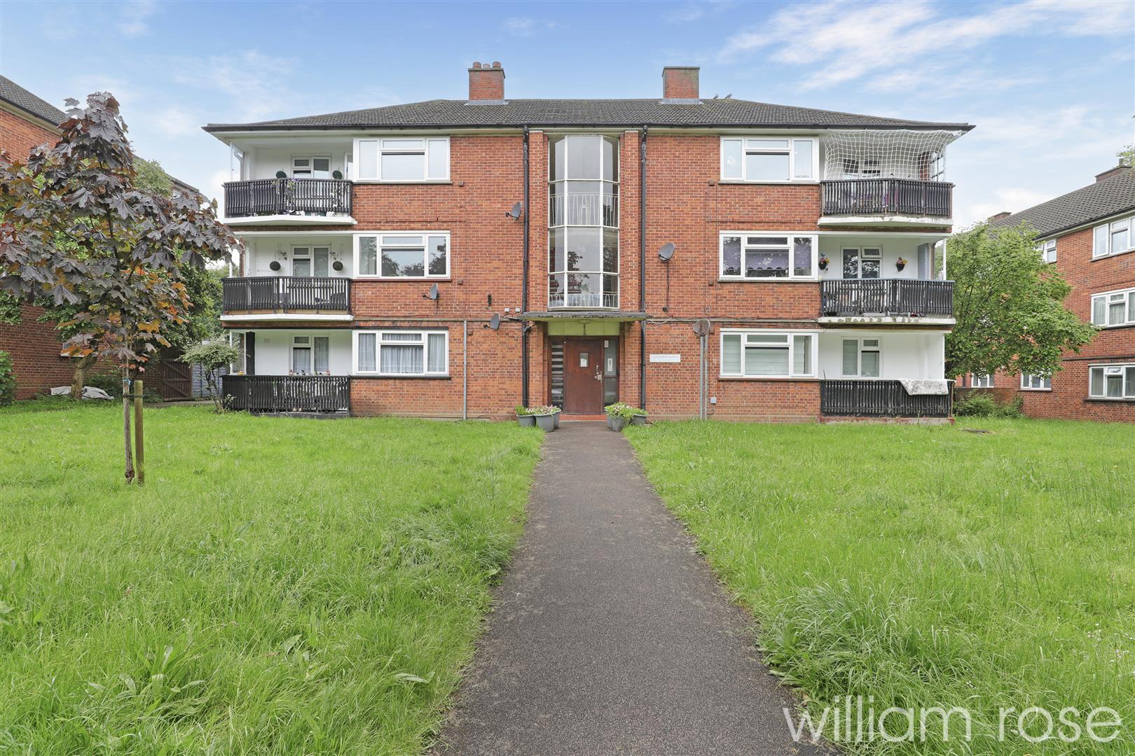 Property For Sale Chadwick Avenue, Chingford, E4 | 2 Bedroom Apartment ...
