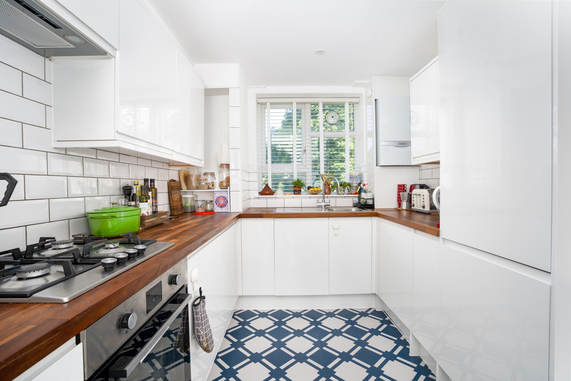 Property For Sale Gayhurst Road, Hackney, E8 | 3 Bedroom Apartment ...