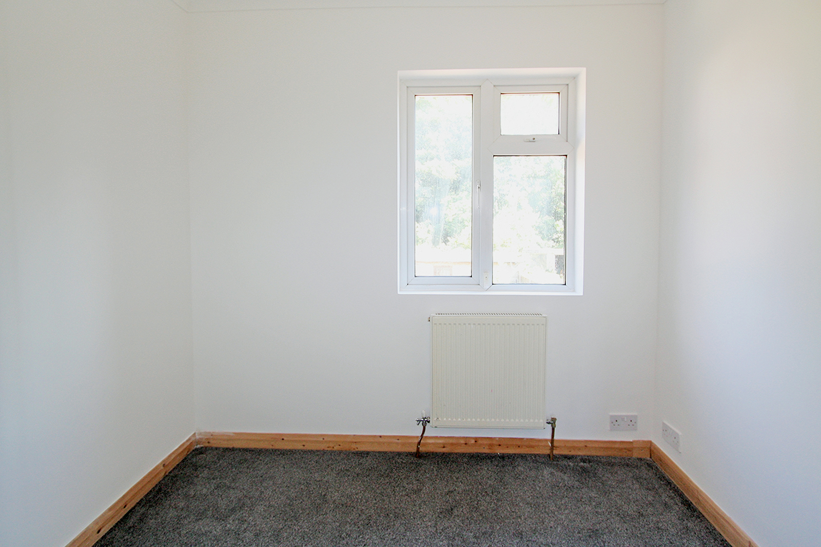 Property For Sale Howbury Lane, Erith, DA8 | 4 Bedroom Semi Detached ...