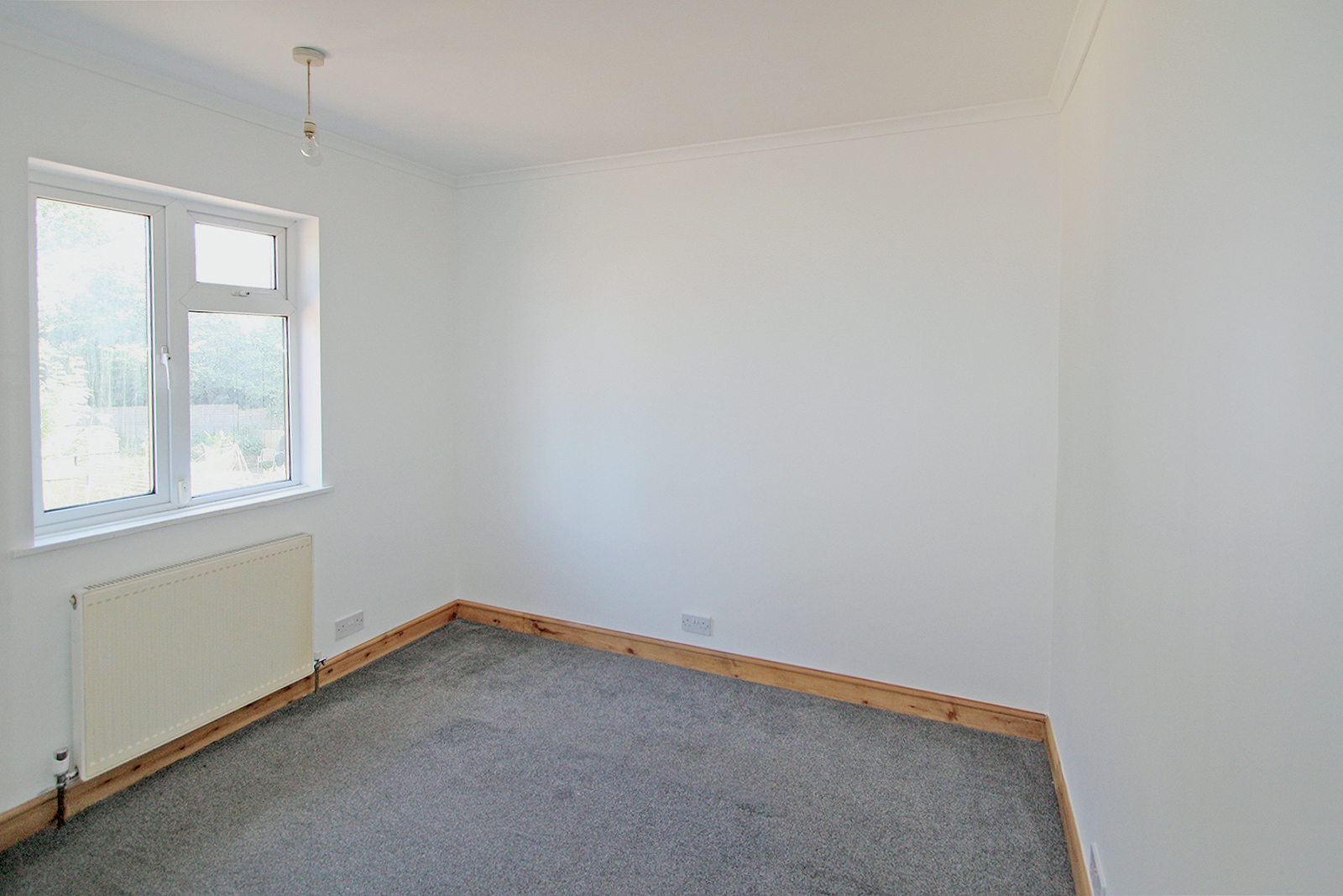 Property For Sale Howbury Lane, Erith, DA8 | 4 Bedroom Semi Detached ...