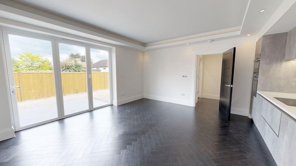 Property For Sale Manor Road, Chigwell, IG7 | 1 Bedroom Flat through ...