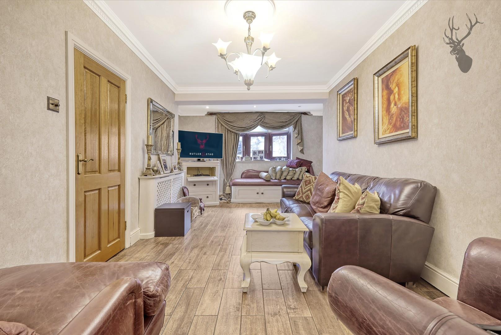 Property For Sale Manor Road, Chigwell, IG7 | 5 Bedroom House ...