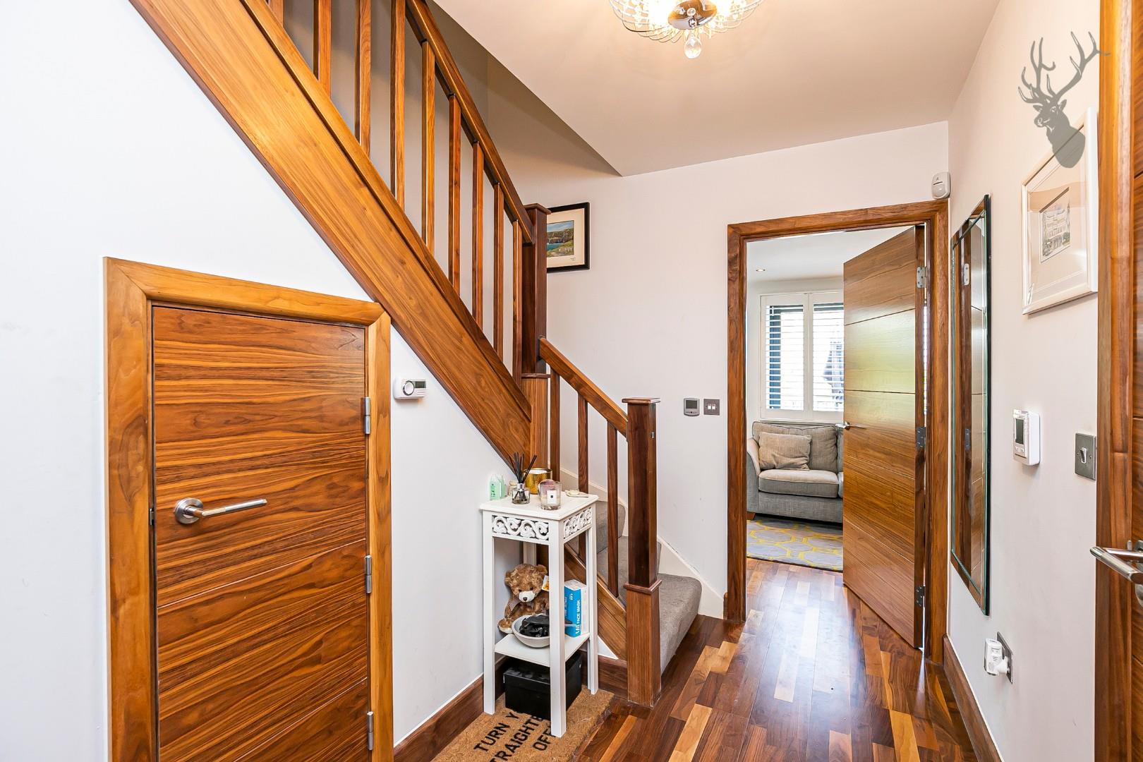 Property To Rent Abridge Road, Chigwell, IG7 | 2 Bedroom Flat - Duplex ...