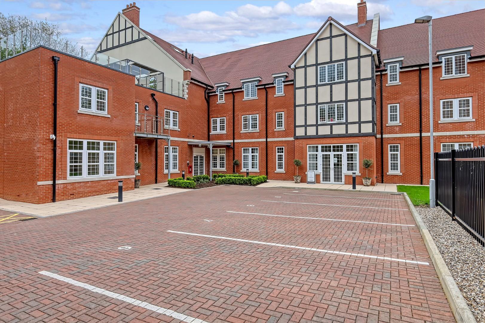 Property To Rent Lambourne Road, Chigwell, IG7 | 2 Bedroom Apartment ...