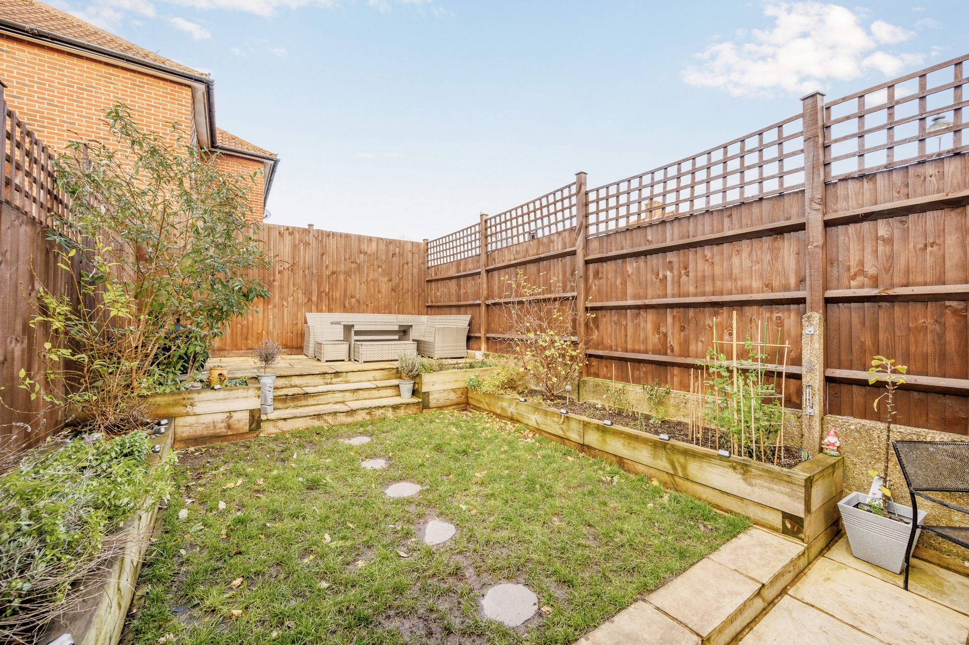 Property For Sale Framfield Road, Hanwell, W7 | 2 Bedroom End Of ...