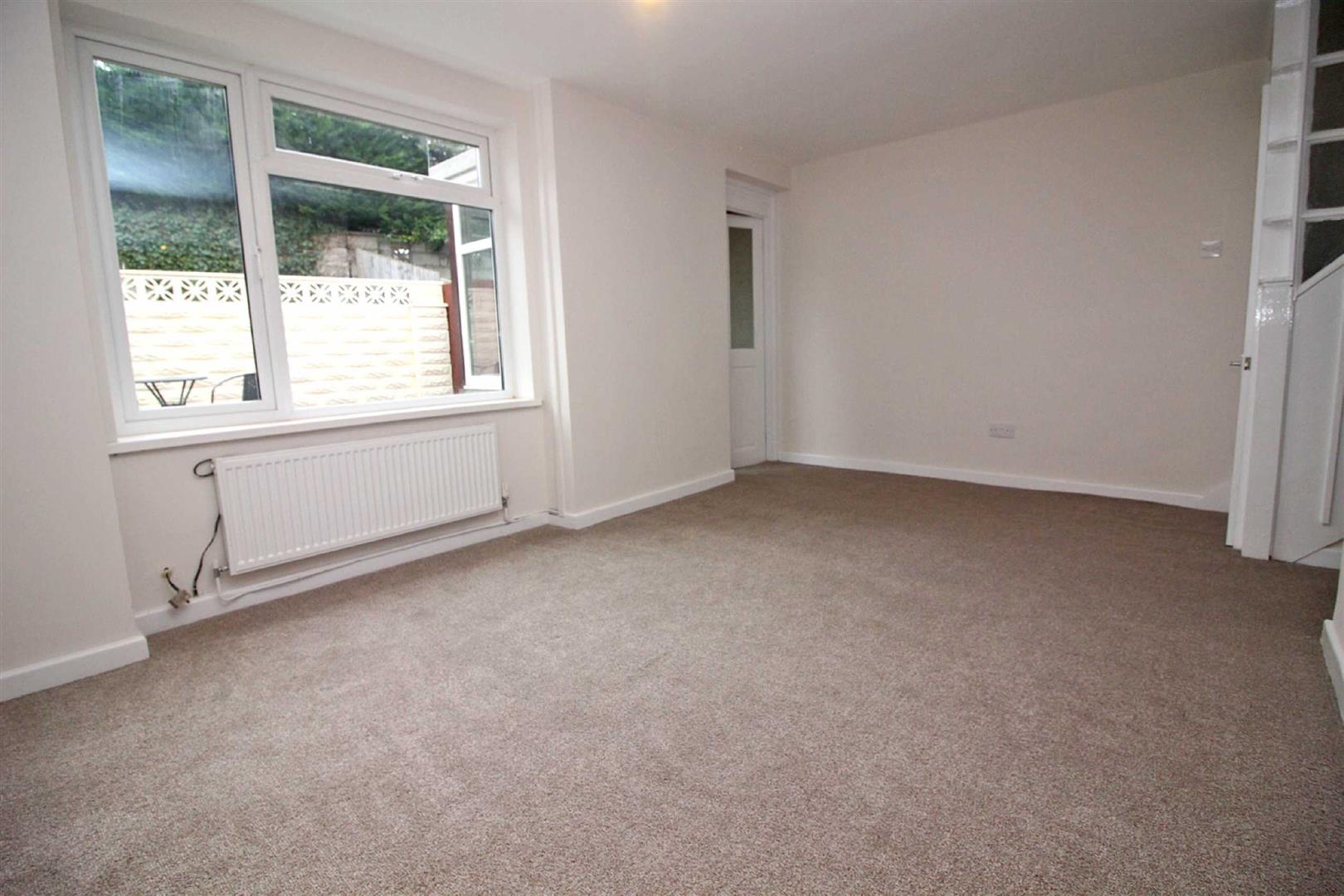 Property To Rent Radyr Court Close, Cardiff, CF5 | 3 Bedroom House ...