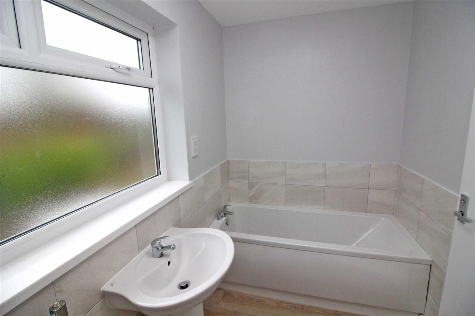 Property To Rent Radyr Court Close, Cardiff, CF5 | 3 Bedroom House ...