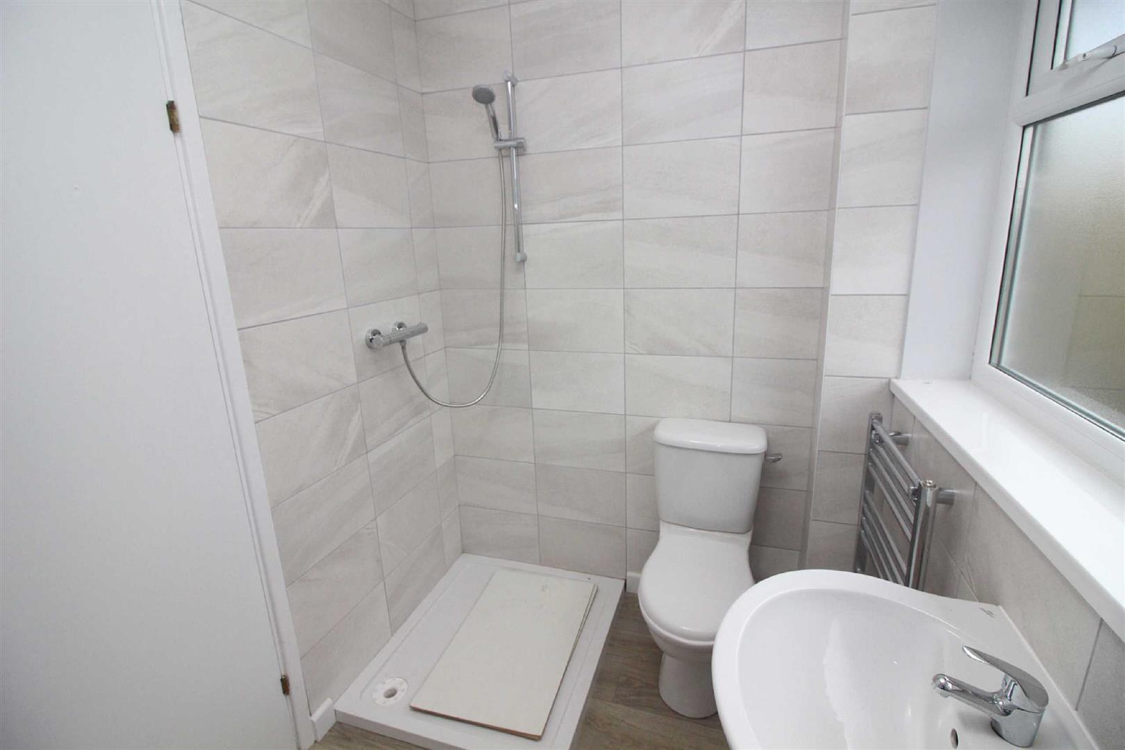 Property To Rent Radyr Court Close, Cardiff, CF5 | 3 Bedroom House ...