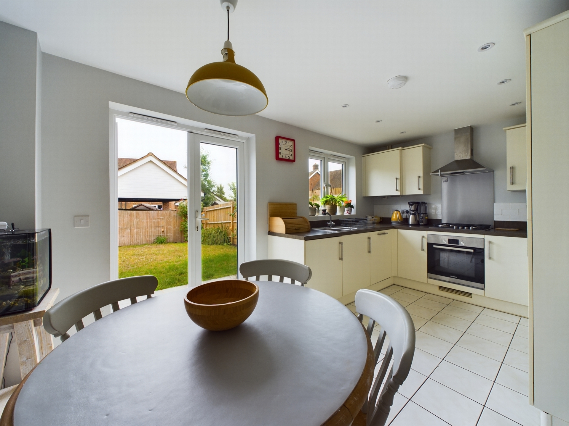 Property For Sale Saxon Way, Lindfield, RH16 | 4 Bedroom House Semi ...