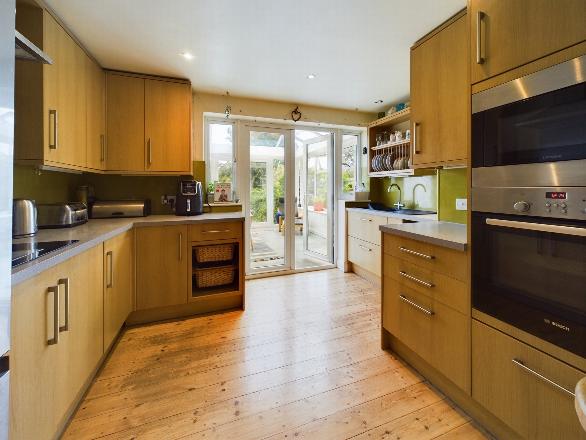 Property For Sale Gordon Road, Haywards Heath, RH16 | 4 Bedroom House ...
