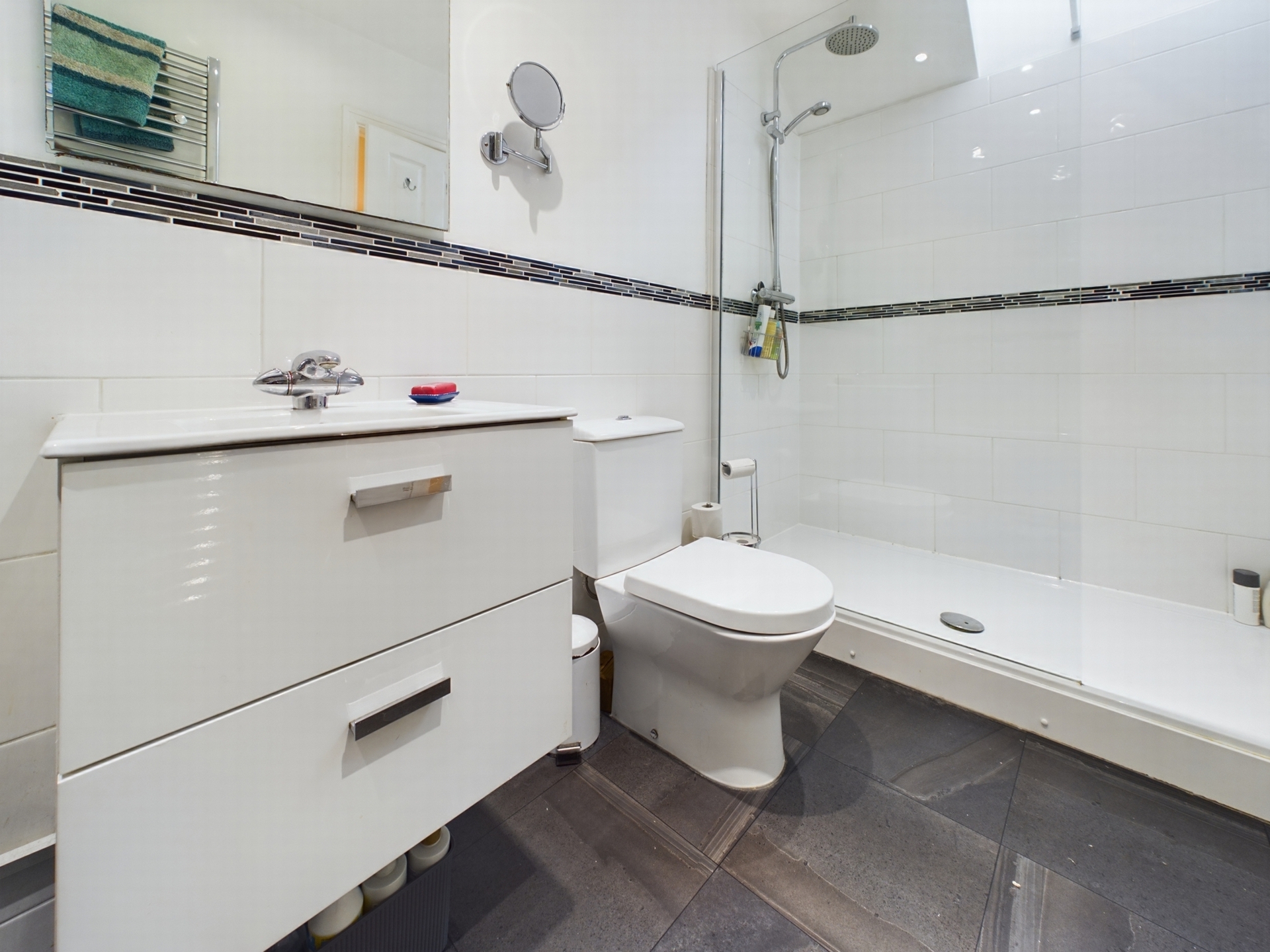 Property For Sale Gordon Road, Haywards Heath, RH16 | 4 Bedroom House ...