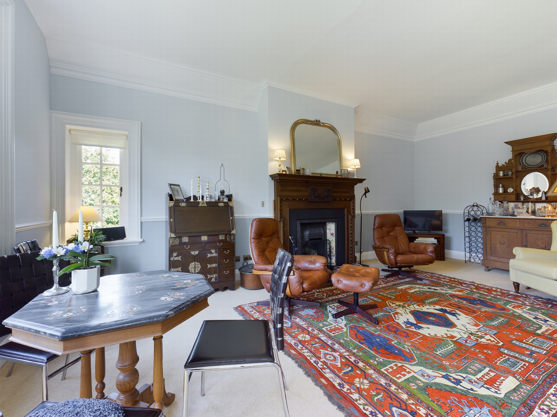 Property For Sale Horsham Road, Handcross, RH17 | 2 Bedroom Flat ...