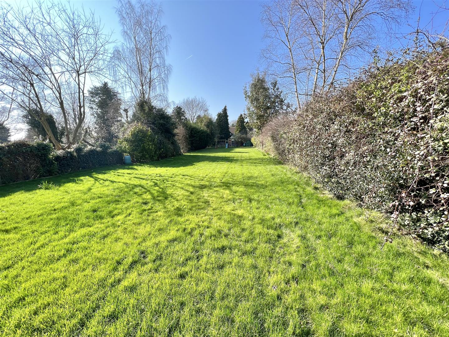 Property For Sale Hanging Hill Lane, Hutton, CM13 | 4 Bedroom House ...