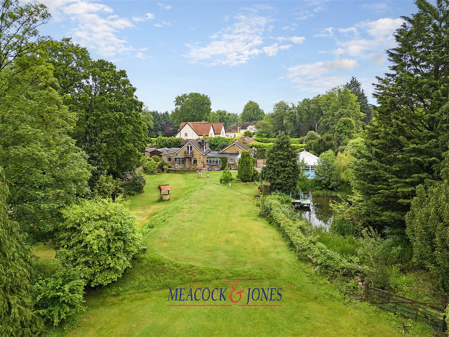 Property For Sale Mores Lane, Pilgrims Hatch, CM14 | 4 Bedroom Bungalow ...