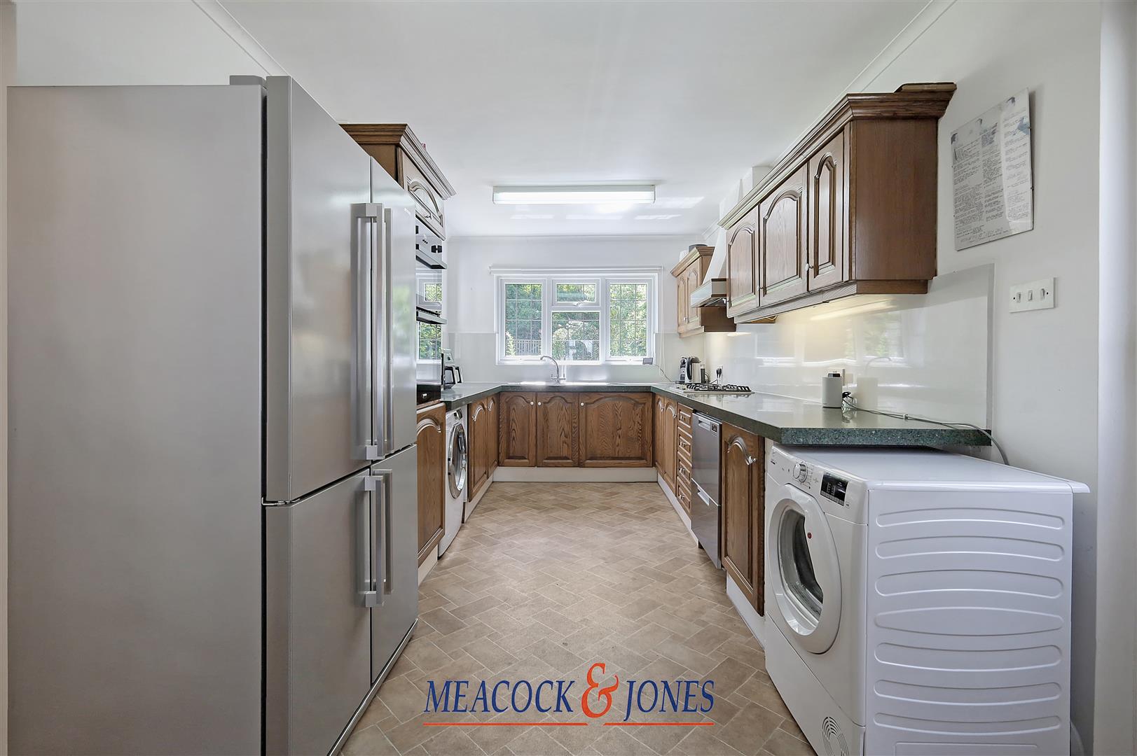 Property For Sale Mount Crescent, Warley, CM14 | 4 Bedroom Detached ...