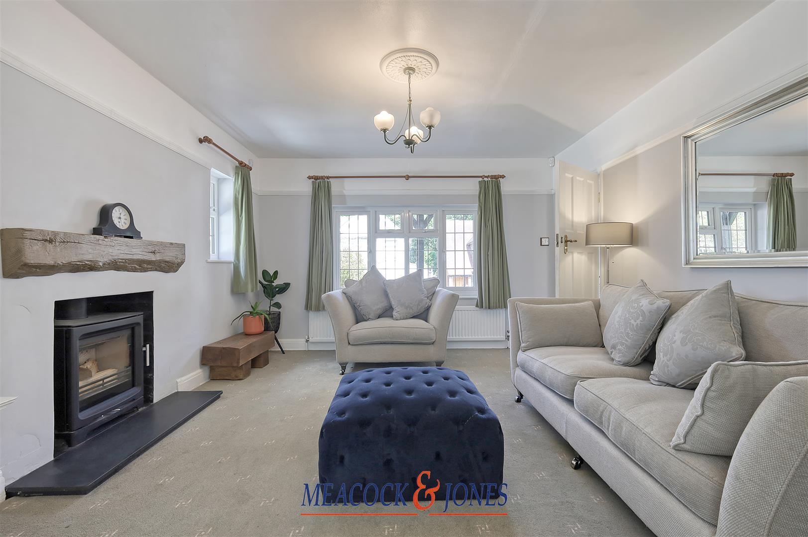 Property For Sale Mount Crescent, Warley, CM14 | 4 Bedroom Detached ...