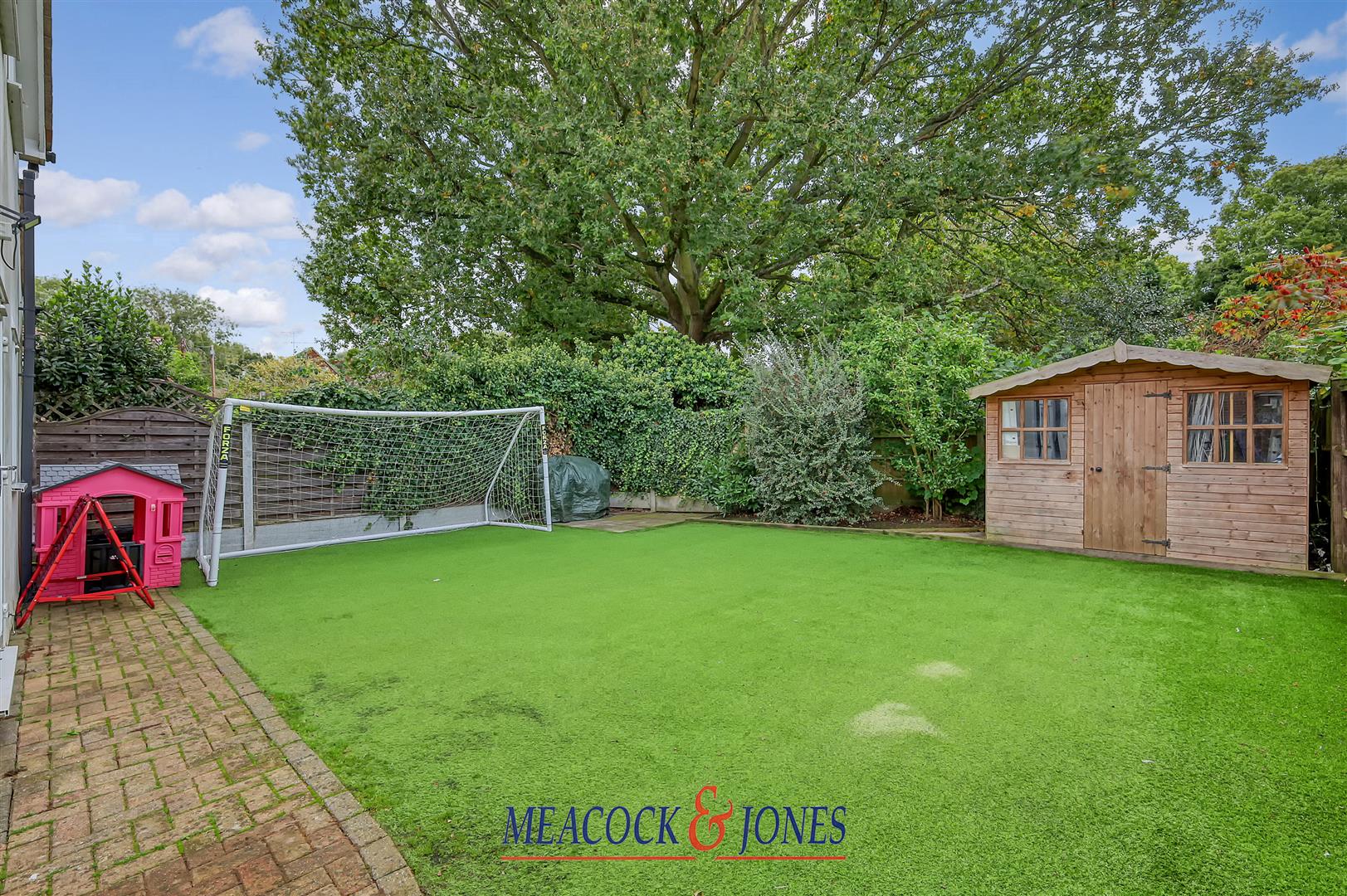 Property For Sale Tennyson Road, Hutton, CM13 | 4 Bedroom Detached ...