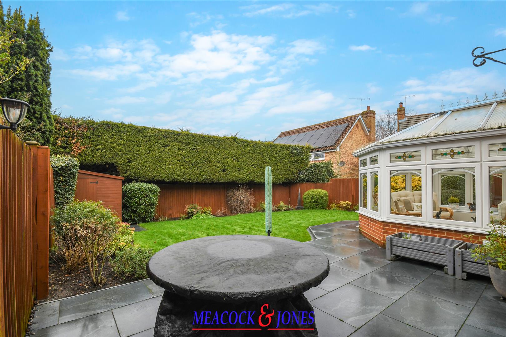 Property For Sale Bannister Drive, Hutton, CM13 | 5 Bedroom Detached ...