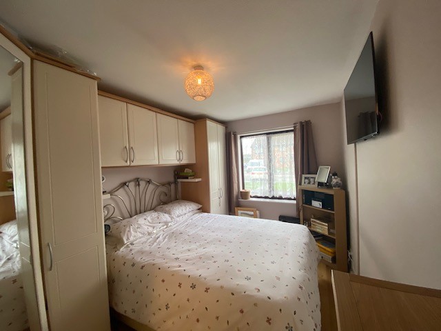 Property For Sale Broadlake Close, London Colney, AL2 | 1 Bedroom Flat ...