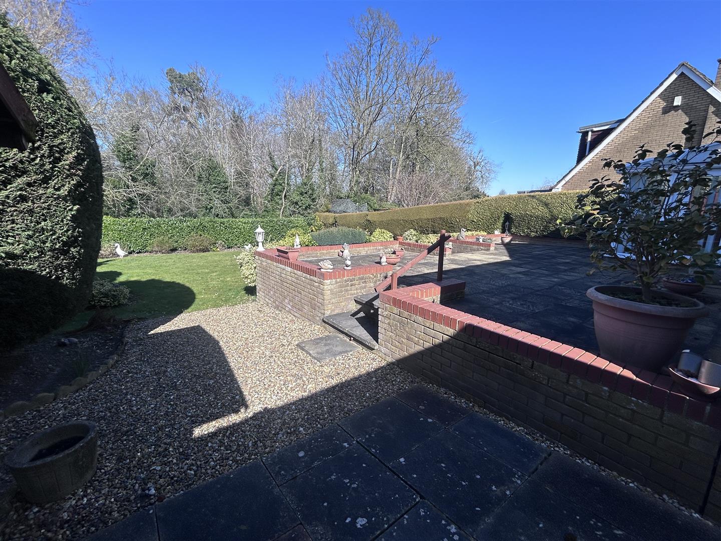 Property For Sale Vigors Croft, Hatfield, AL10 | 2 Bedroom Bungalow ...