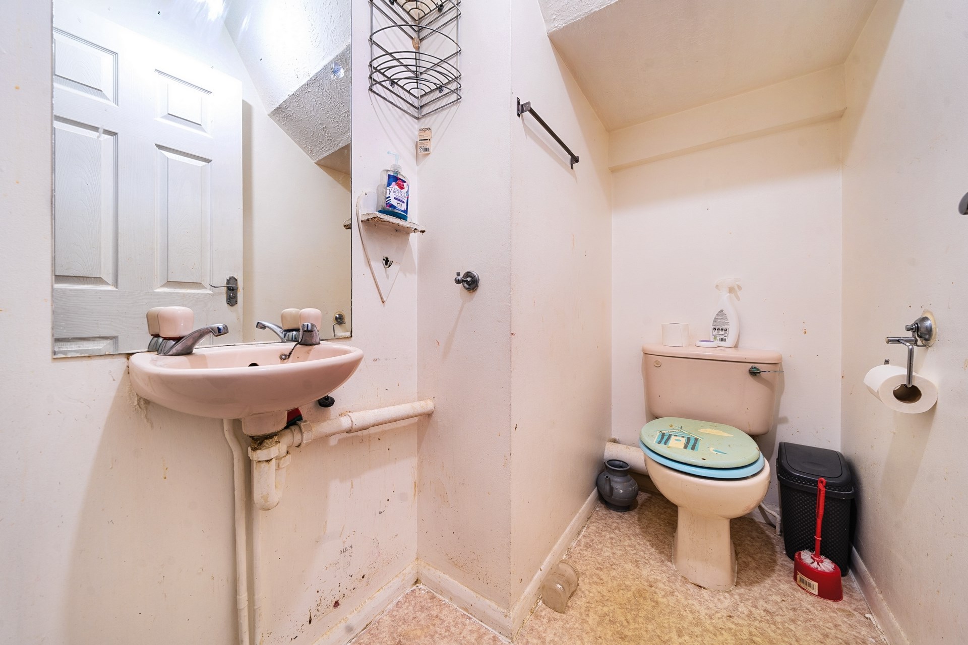 Property For Sale Regents Close, Hayes, UB4 | 3 Bedroom Terraced ...